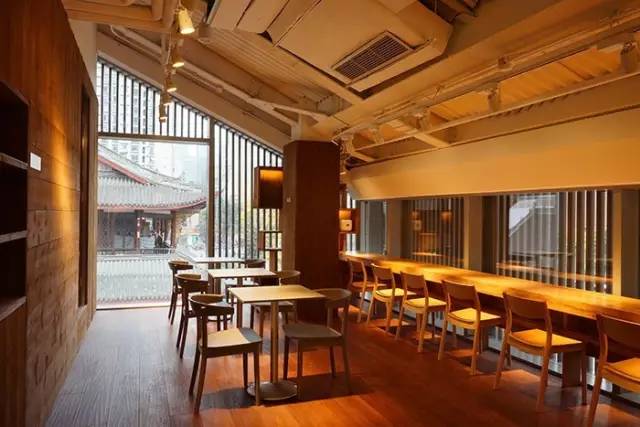 在日本是杂货铺，在中国却成了精品店，中日MUJI究竟有何不同 - 数英