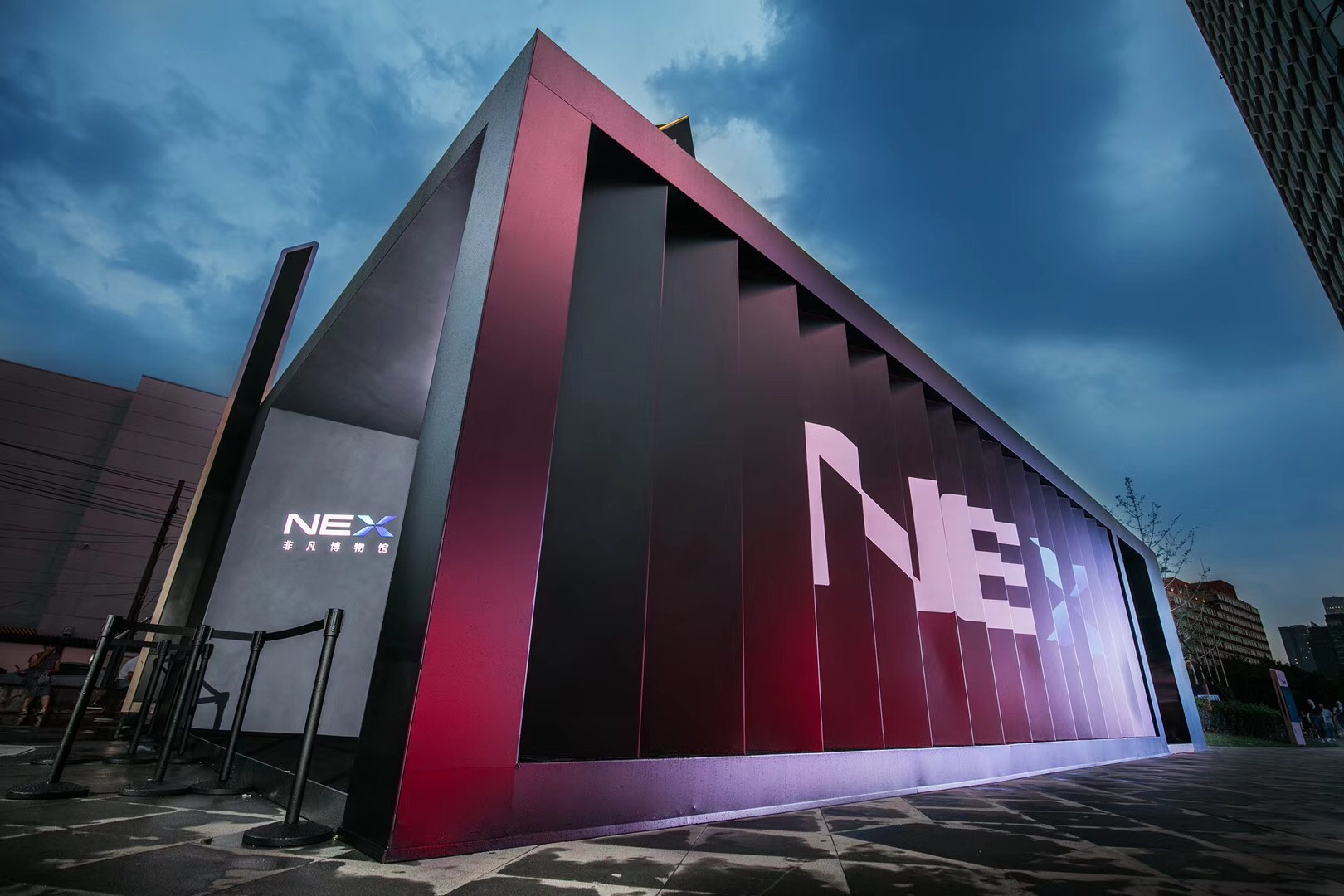 vivo: 集多项黑科技于一身，到底WHAT IS NEX ? - 数英