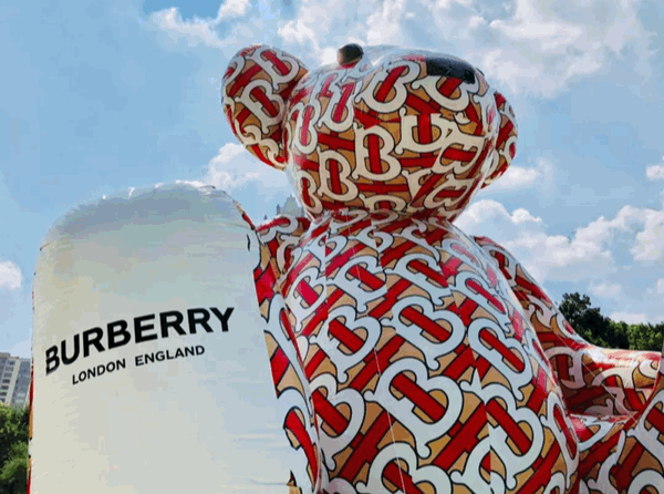 Burberry 霸屏杭州，是我们干的！ - 数英
