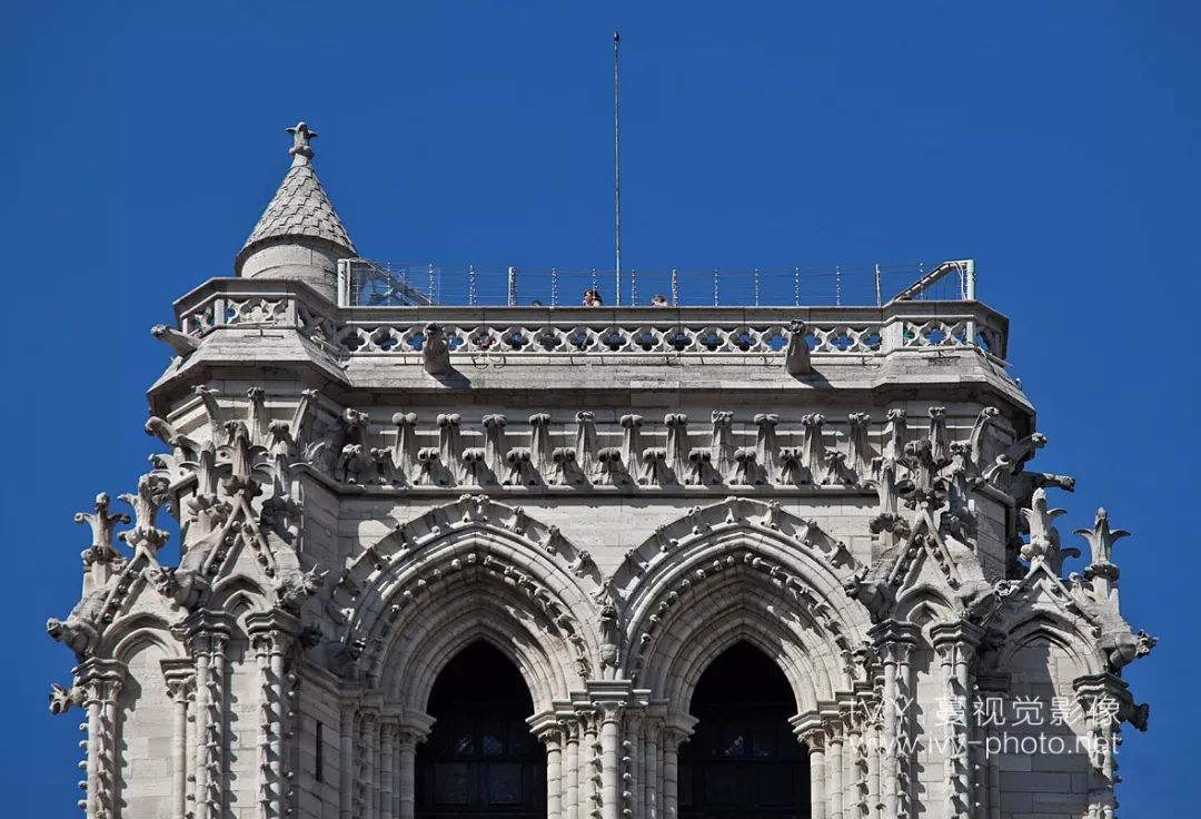 IVY蔓视觉影像出品 | 巴黎圣母院 - 数英