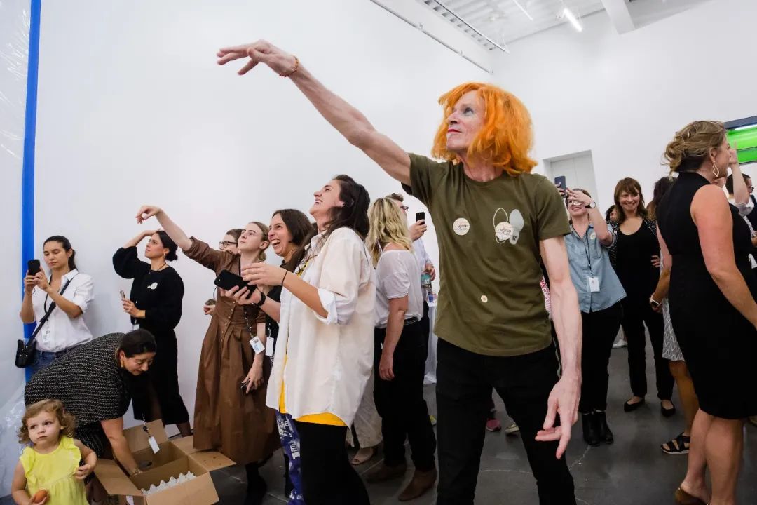 艺术家们都是怎么玩蛋的？ - 数英