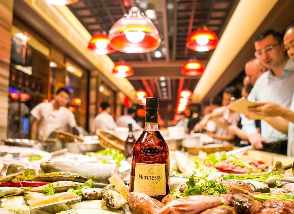 轩尼诗这次出圈了!洋酒营销还能这么玩 数英