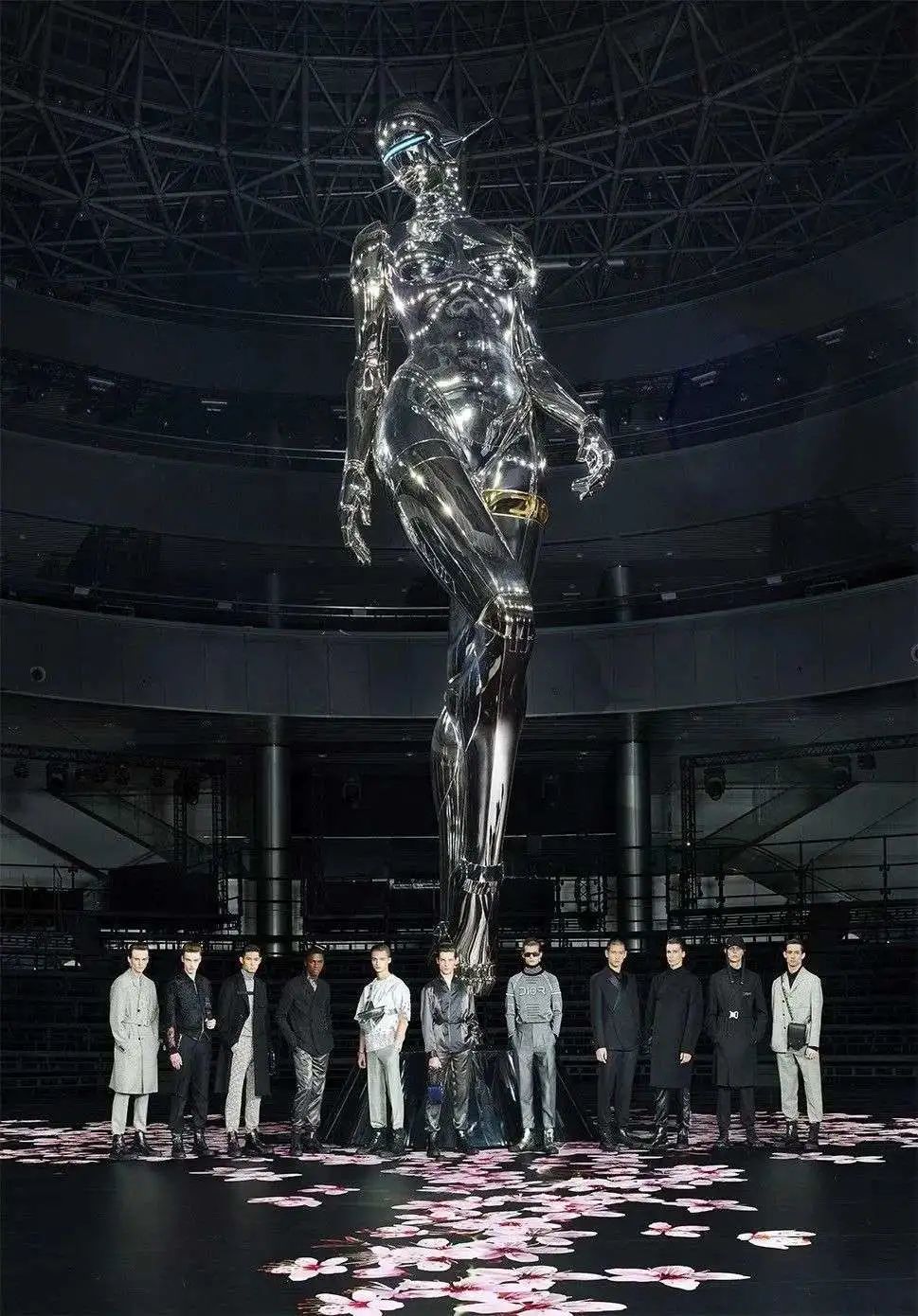 Y2K是什么？20年前的时髦，却在20年后爆火? - 数英