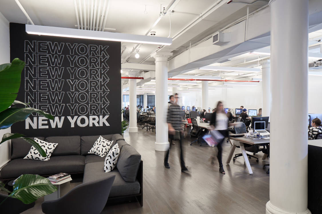 专访全球顶尖设计公司英国 JKR：当品牌做自己，这模样超酷！ - 数英