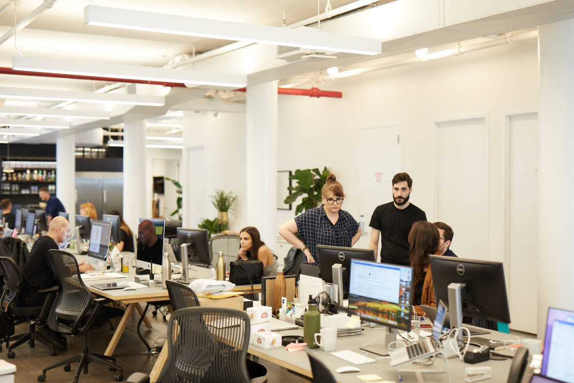 专访全球顶尖设计公司英国 JKR：当品牌做自己，这模样超酷！ - 数英