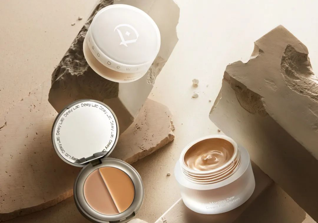 独家 | 纯净美妆成国内新趋势，一年3轮融资的「Dewy Lab淂意」靠什么快速起盘？ - 数英