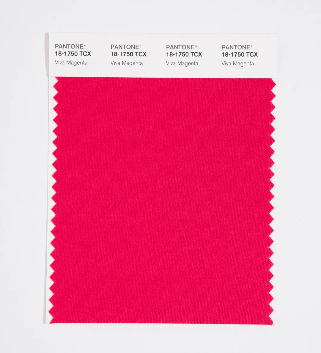 潘通 2023 年度代表色发布，传递勇敢与无畏！【附色值】 - 数英