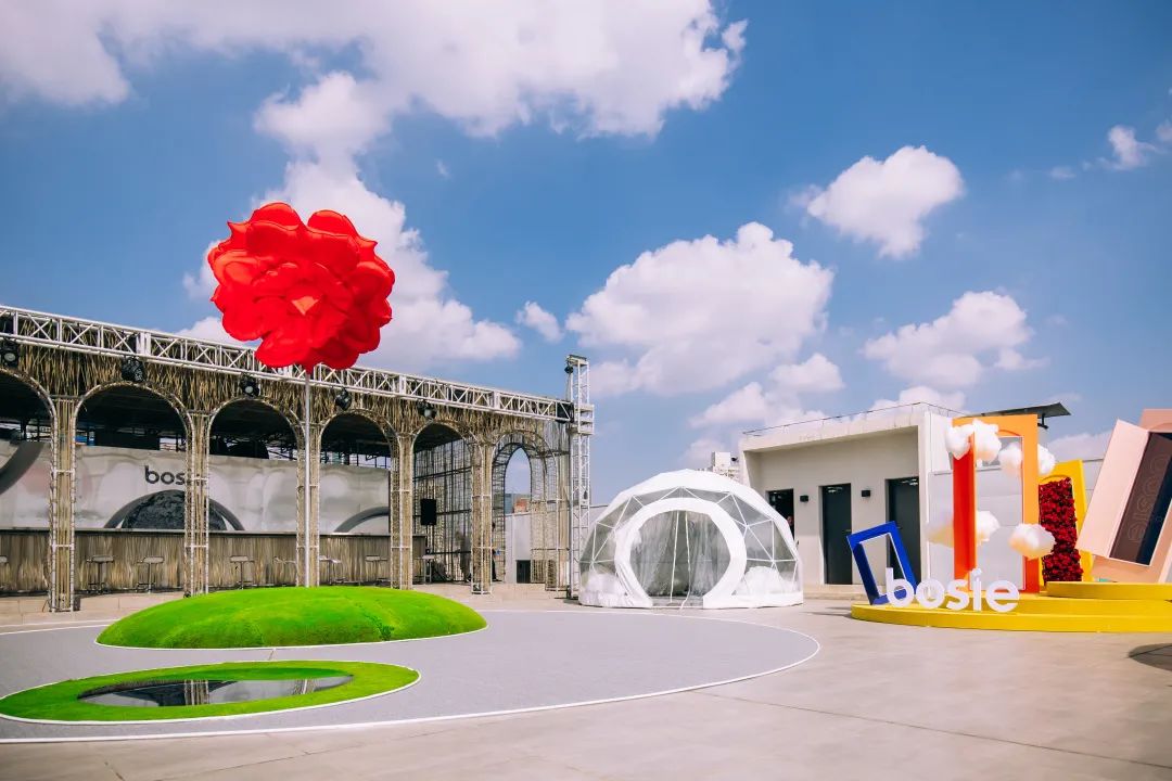 户外创意，越做越大 - 数英