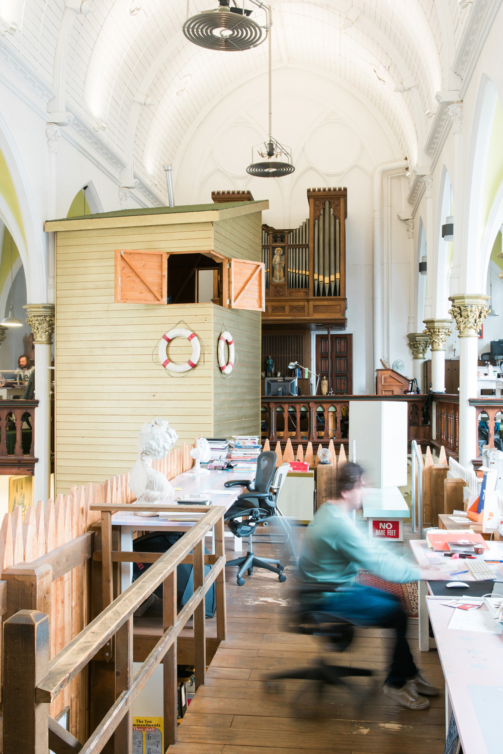 专访荷兰酷公司KesselsKramer：我在阿姆斯特丹做广告，26年小而美 - 数英