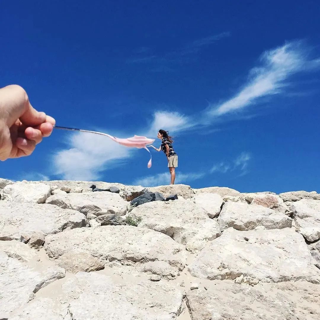 三位艺术家玩起了建筑，不一样的幽默美学 - 数英