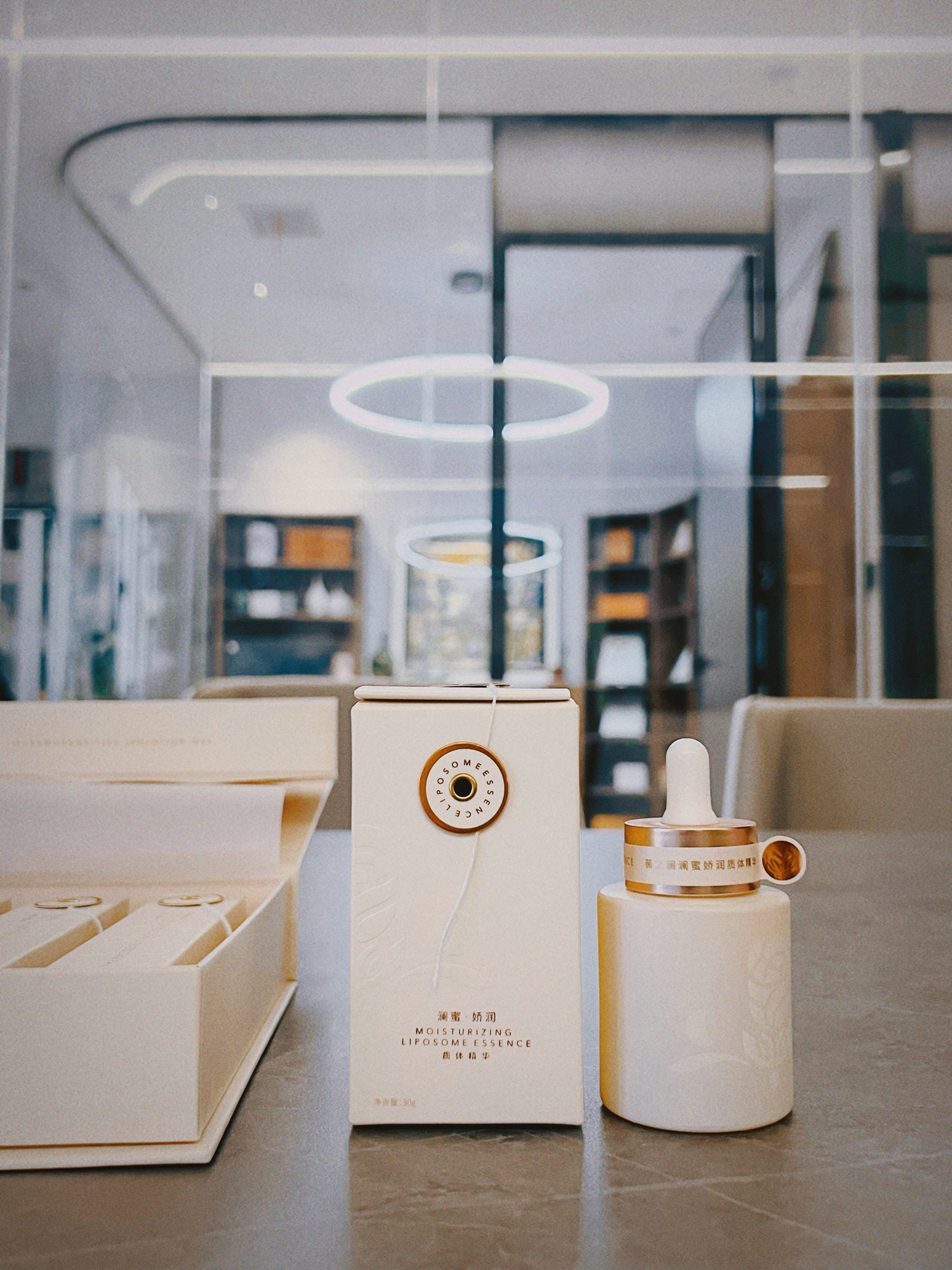 麦澜德 x Hellolink 私密护理全案VI设计 - 数英