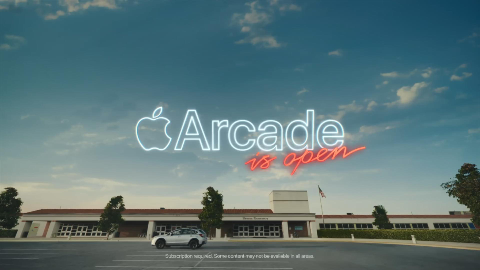 苹果Apple Arcade视觉系广告 ：带你进入游戏世界 - 数英