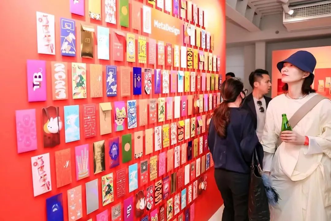 阳狮集团旗下 MetaDesign “红在点上”获奖作品特展 - 数英