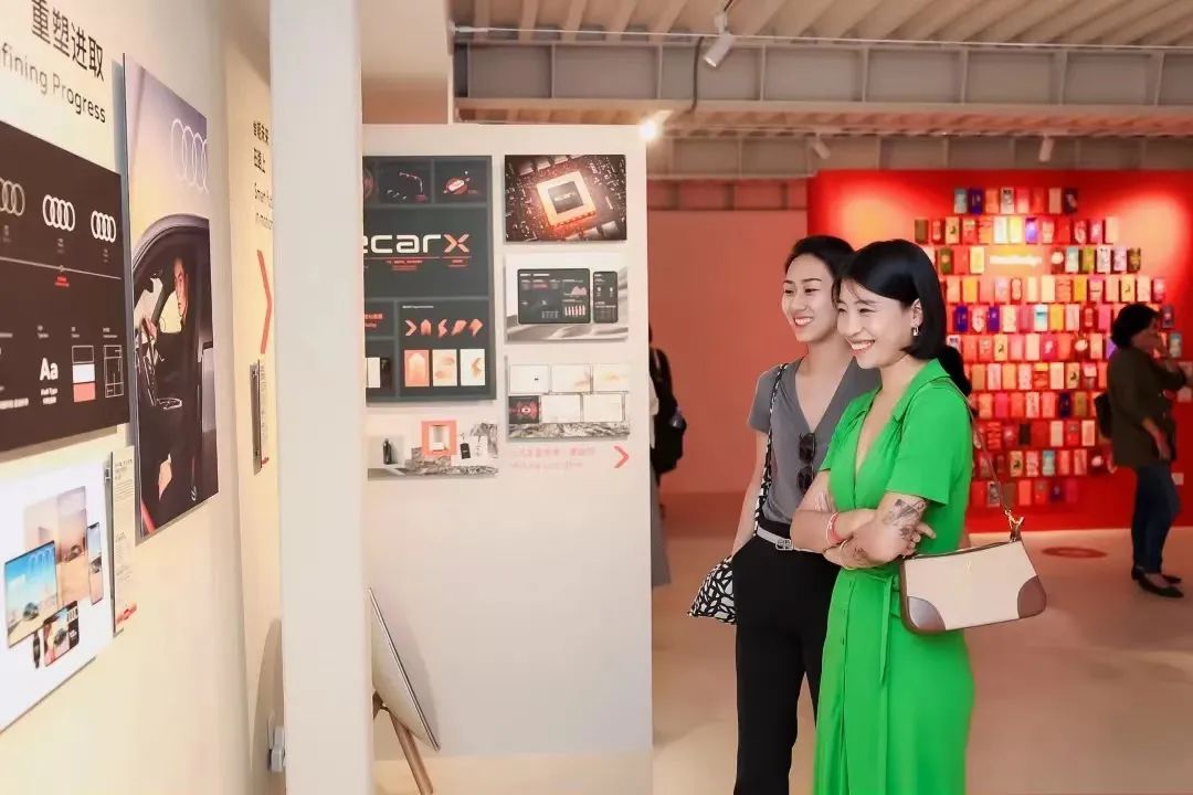 阳狮集团旗下 MetaDesign “红在点上”获奖作品特展 - 数英