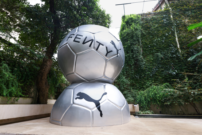 Fenty × Puma 安福路六边形快闪店，联名新鞋够酷炫！ - 数英