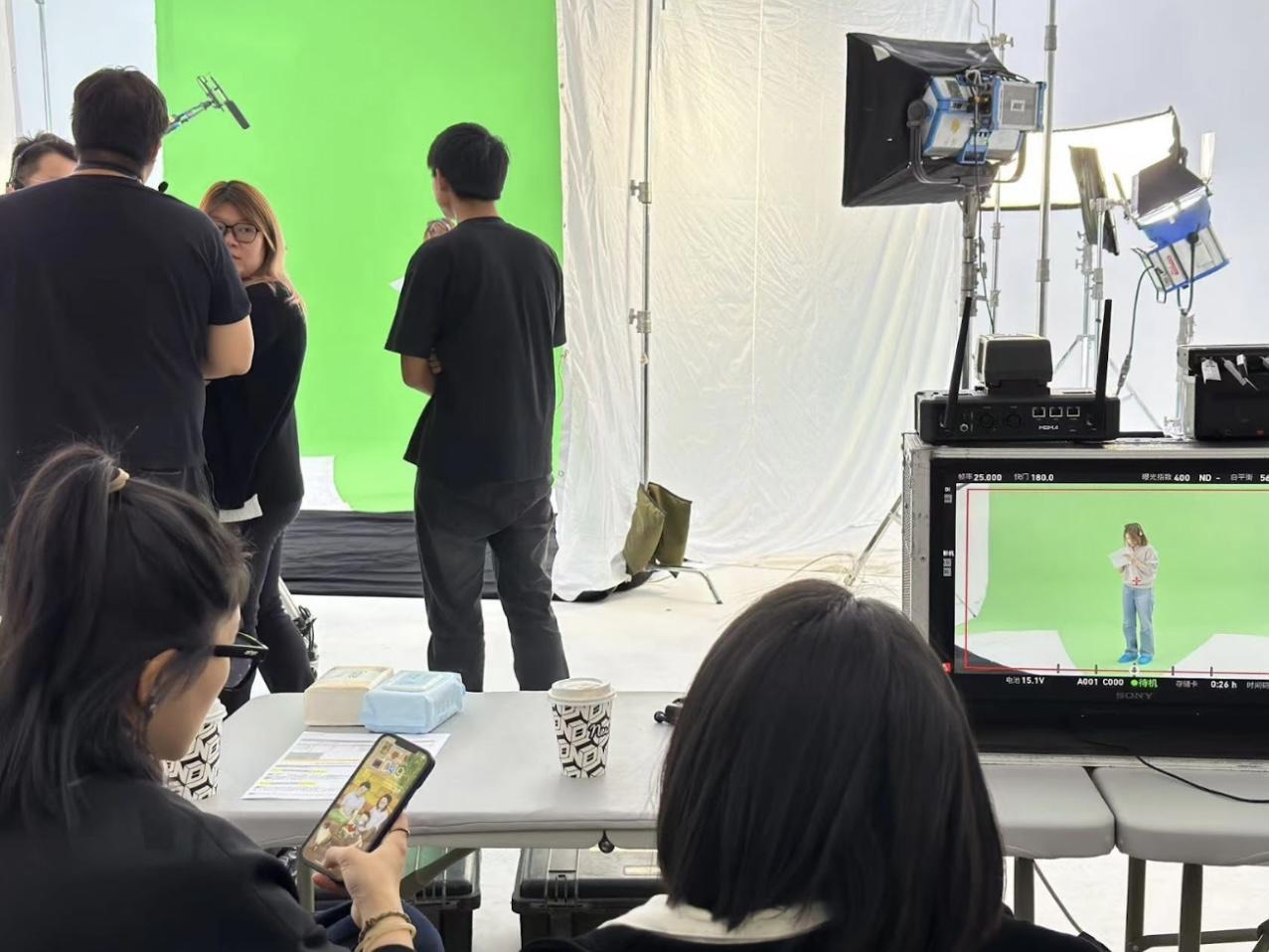 我们有了自己的AI工作室！一起来探索 Studio.Monks - 数英