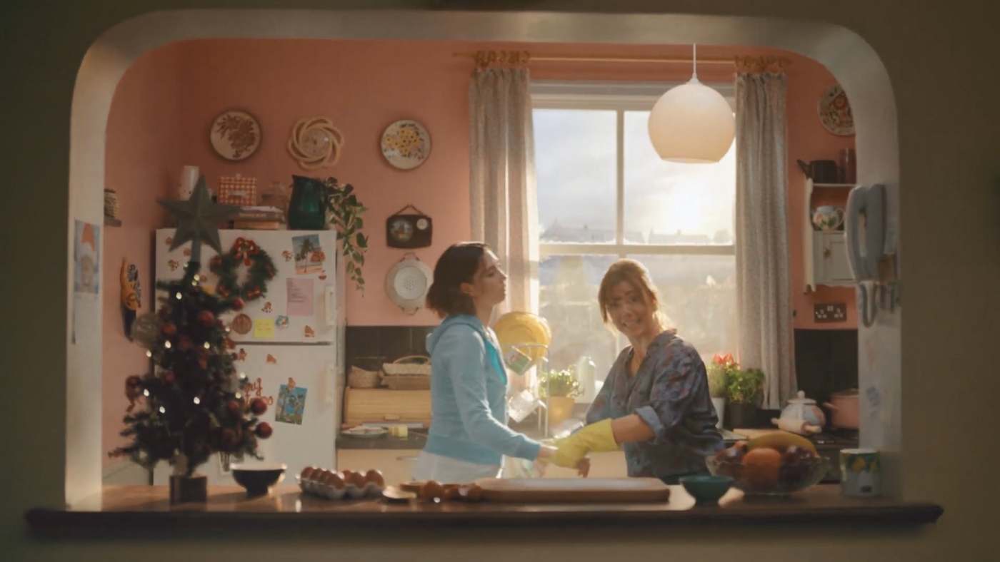 John Lewis 暖心广告：寻找最完美的圣诞礼物 - 数英